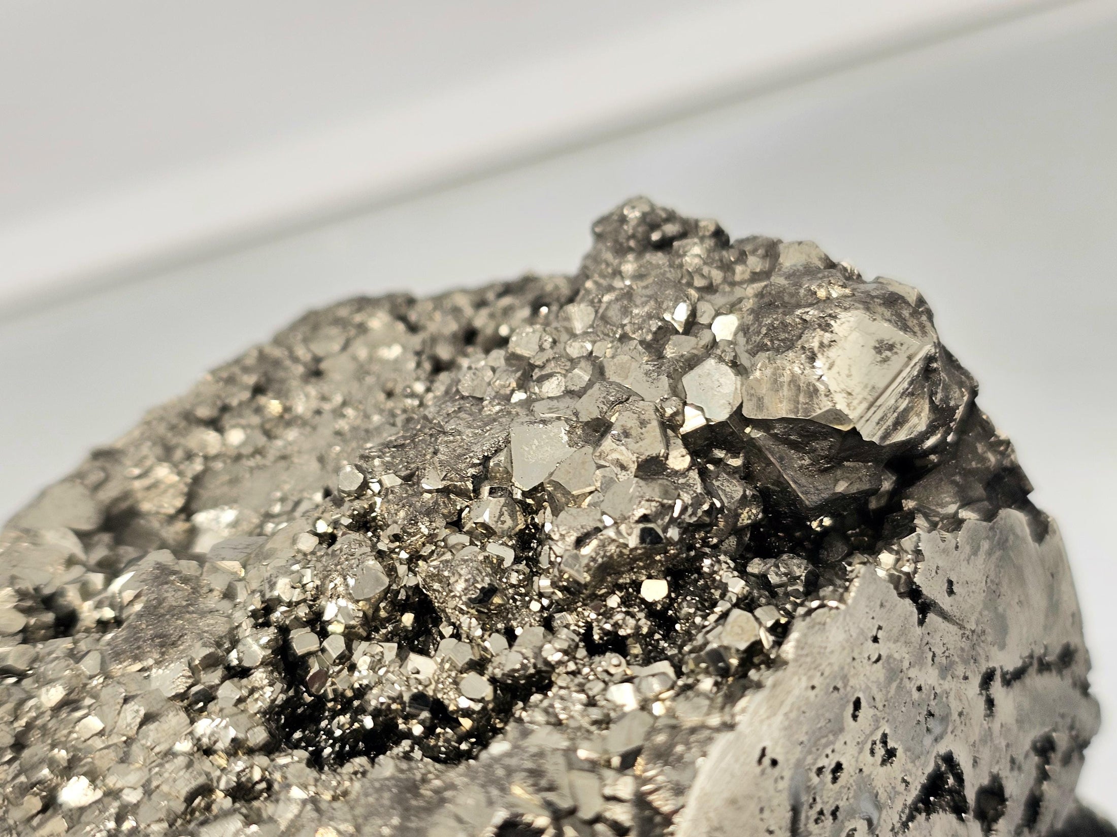 Extra Large Pyrite Cube Metallic Lustre – Distinction Crystals