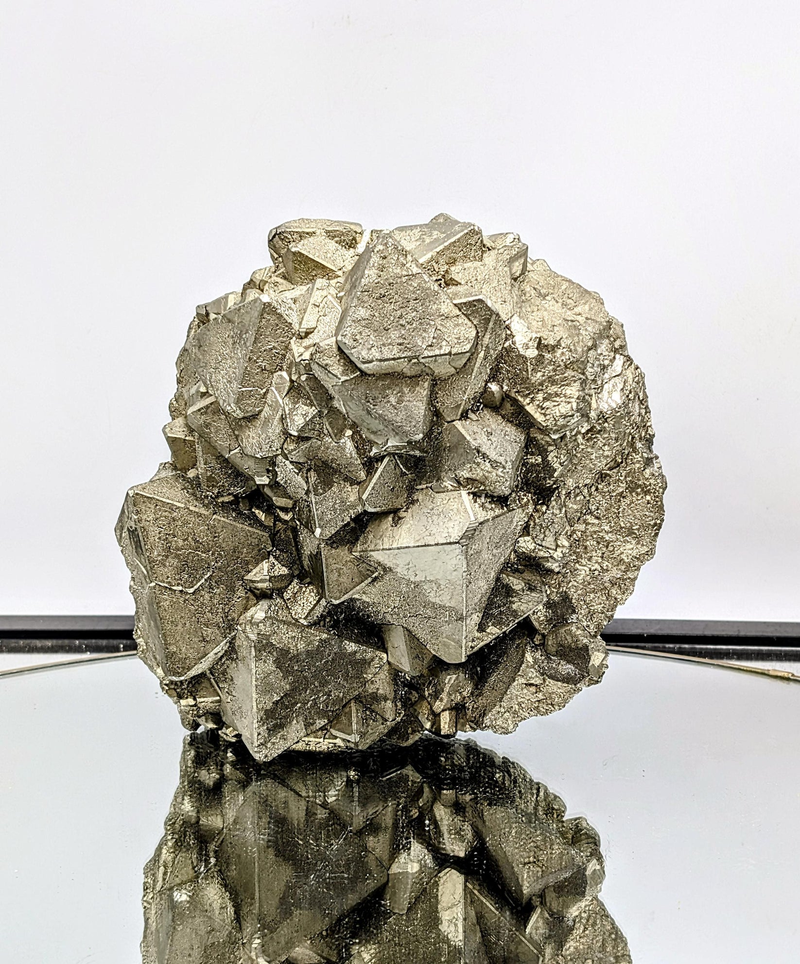 Very Large Octahedral Pyrite – Stunning Metallic Form – Distinction ...