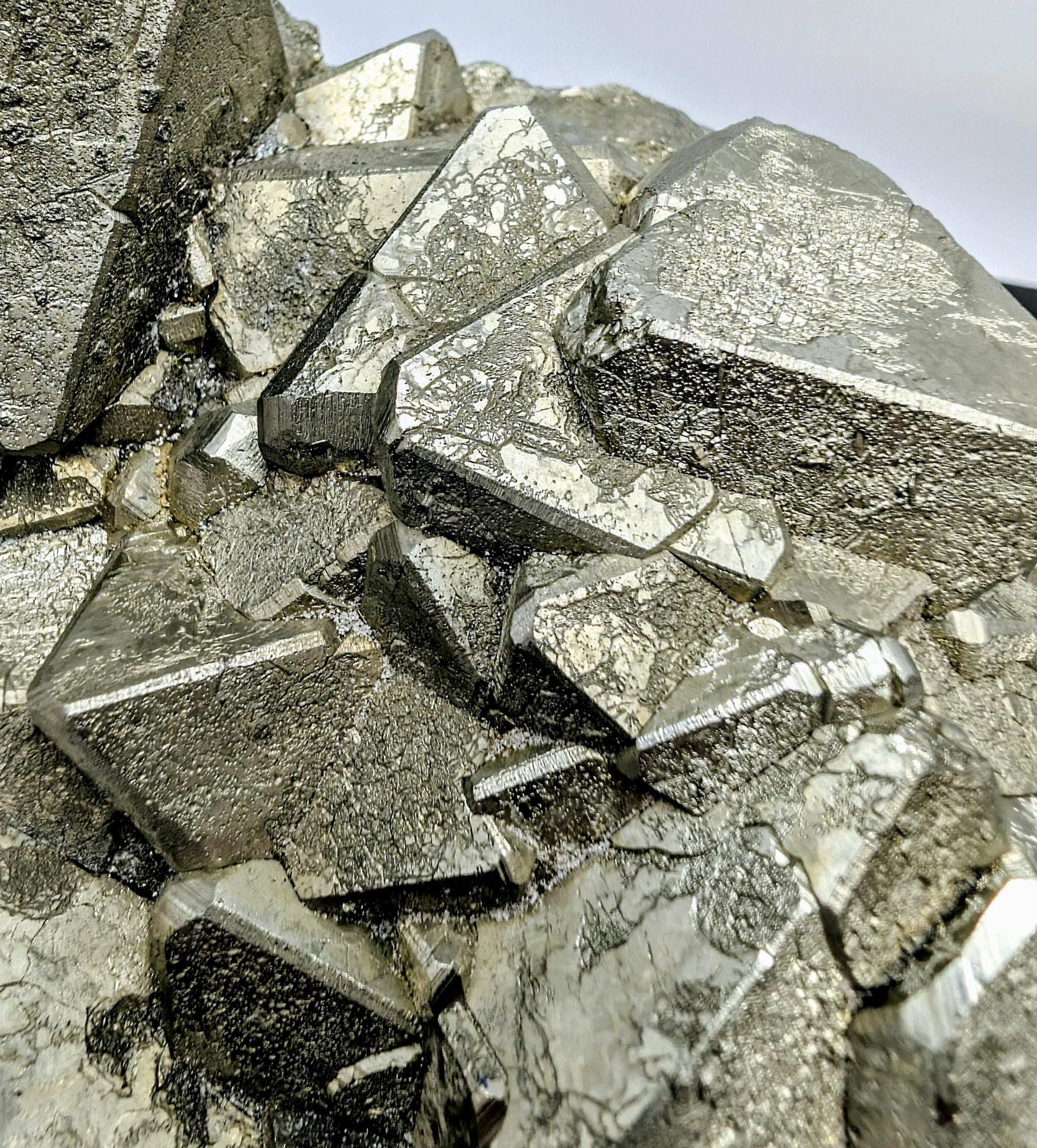 Very Large Octahedral Pyrite – Stunning Metallic Form – Distinction ...